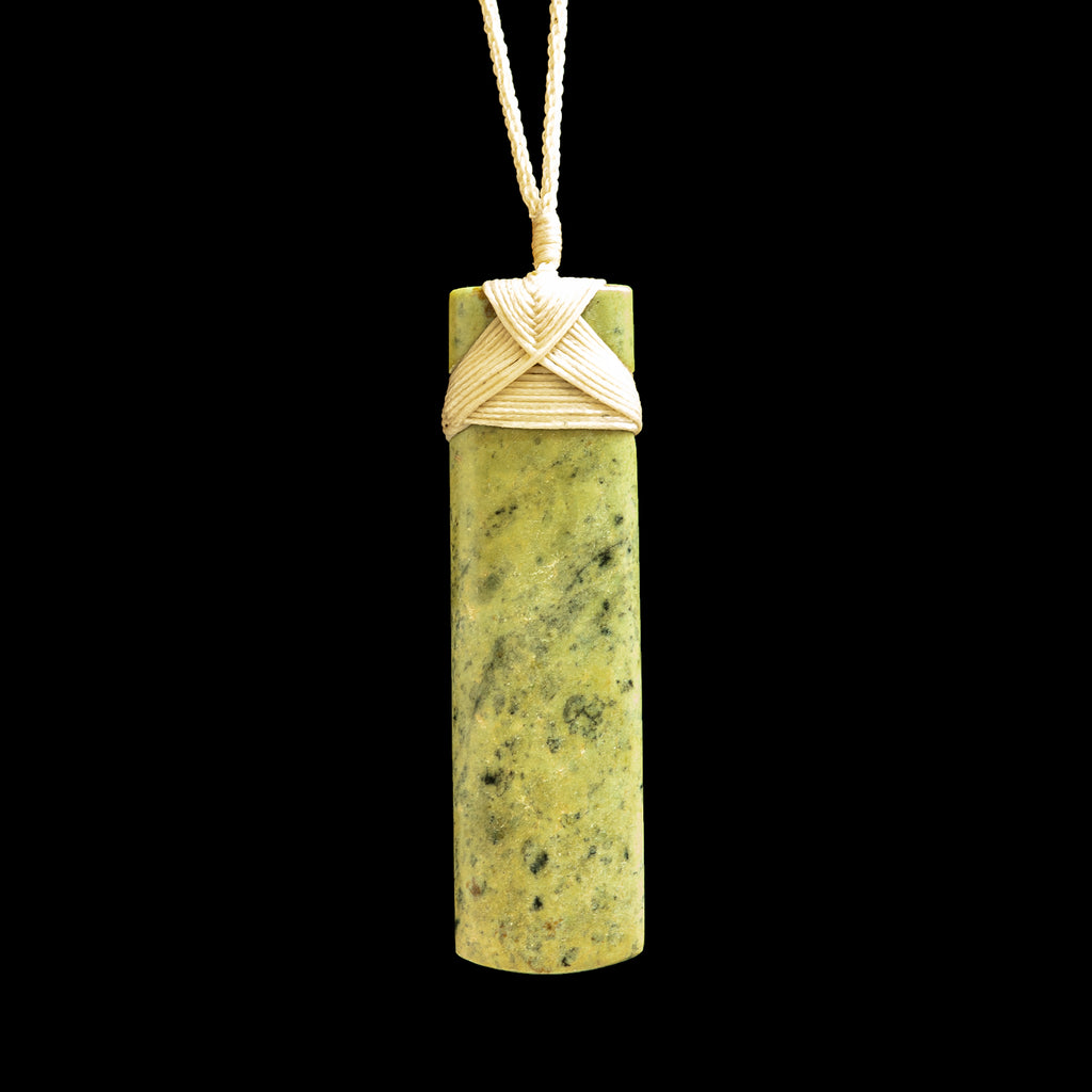 New Zealand hand-carved Jade Toki Pendant – The Bone Art Place